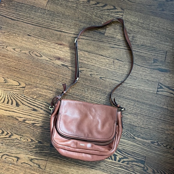 Fossil | Bags | Fossil Crossbody | Poshmark